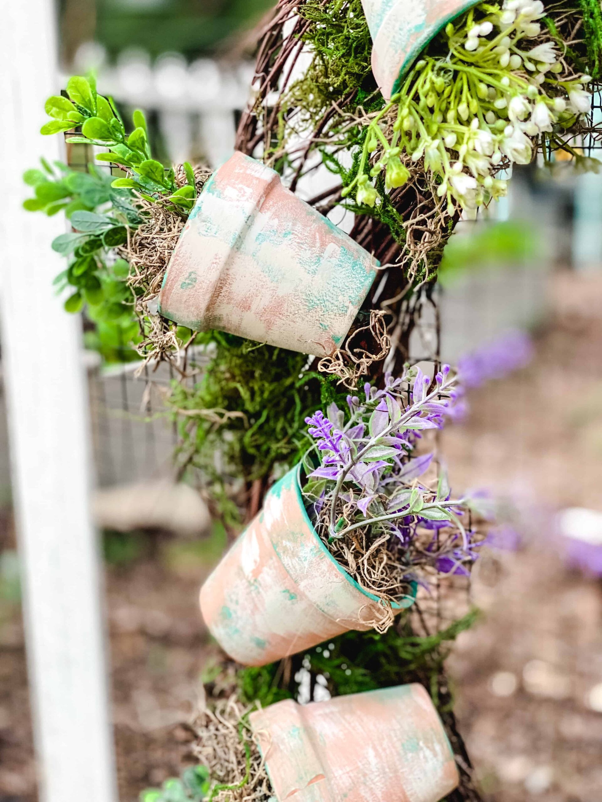 Create a Charming Mini Flower Pot Wreath in Just a Few Steps - Cottage ...