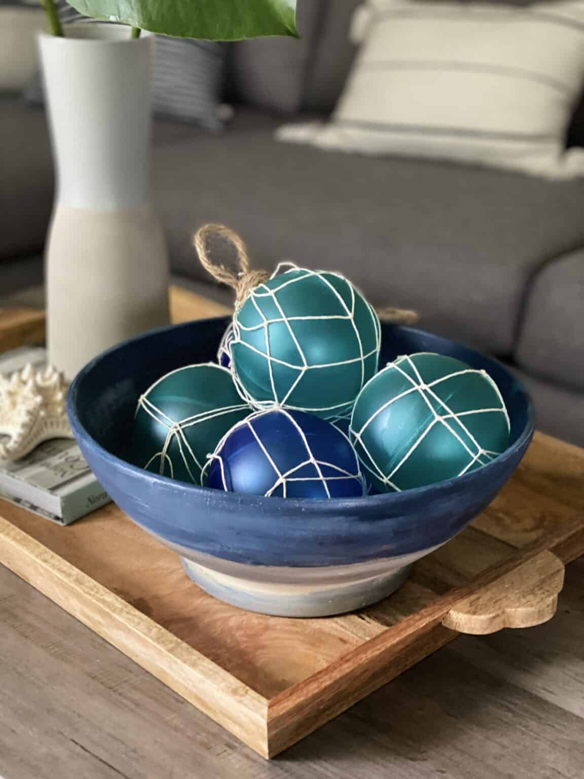 Get the Coastal Look: New England Style Decorating for Your Home ...