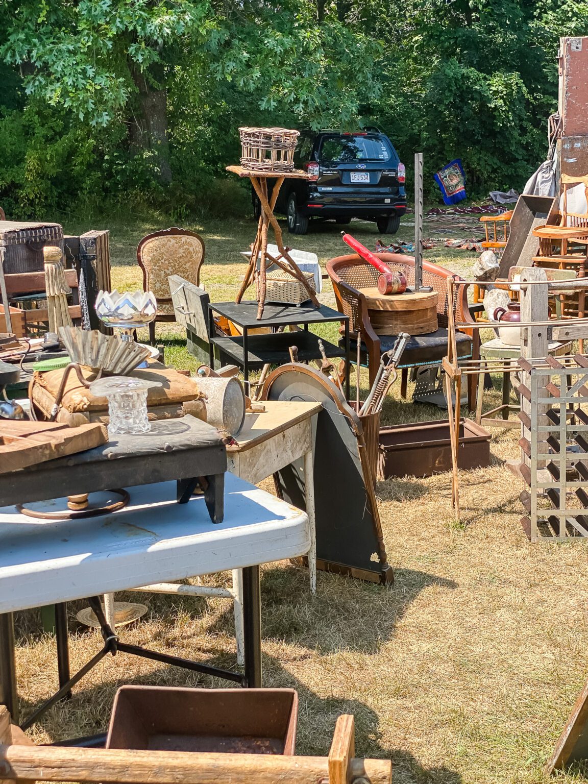 DIY Cottage Garden Magic: Budget-Friendly Secondhand Garden Ideas ...