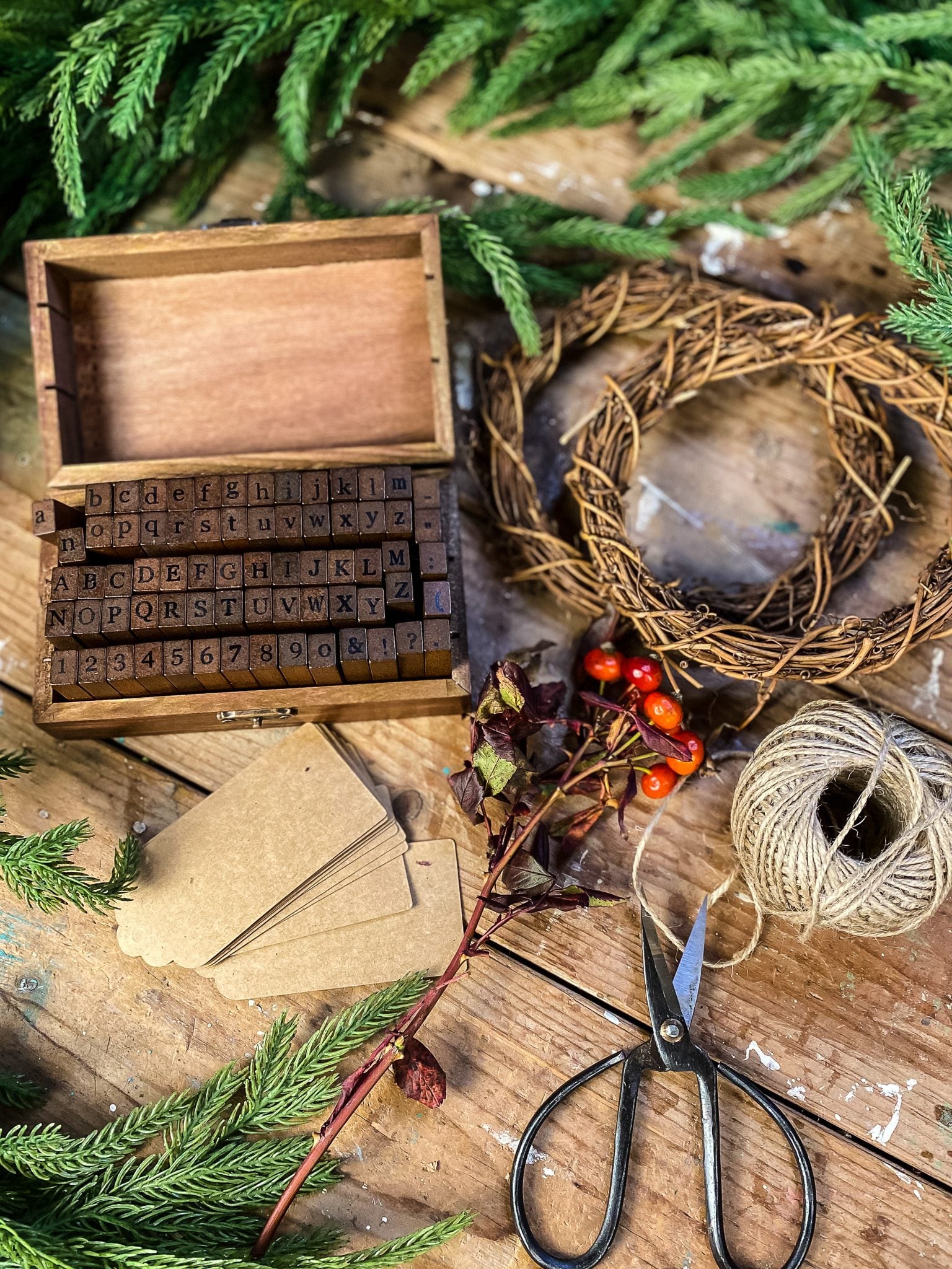 DIY Natural Holiday Gift Wrap Ideas - Cottage On Bunker Hill