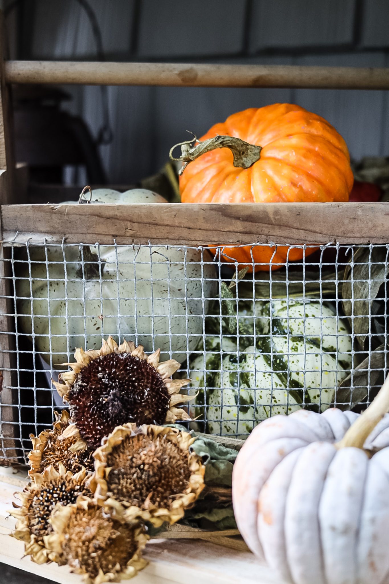 Cozy Up Your Home with 14 Charming Fall DIY Decorating Projects by ...
