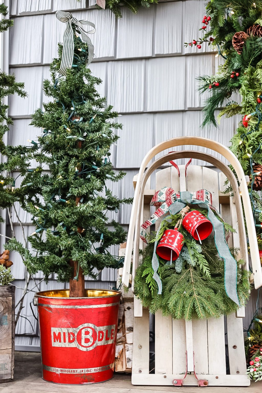Create a Timeless Christmas with Vintage and Thrifted Finds - Cottage ...