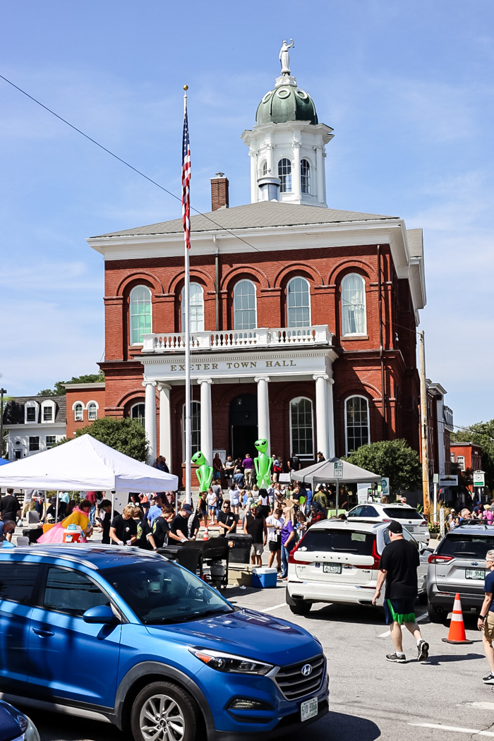 Cottage On Bunker Hill Weekly | Vol. 98 - Cottage On Bunker Hill