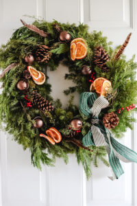 The Ultimate Guide to DIY Wreaths: 40 Creative Ideas - Cottage On ...