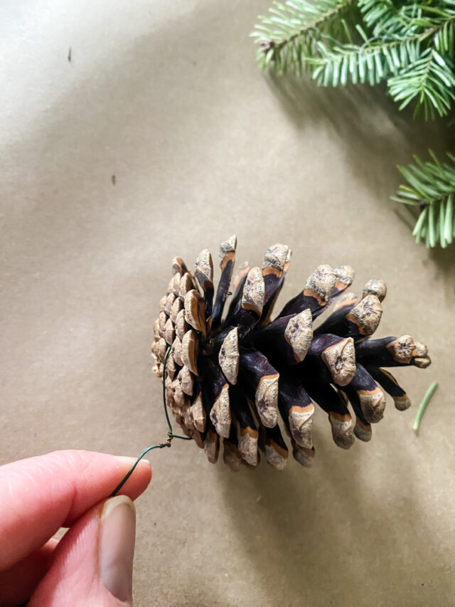 From Store-Bought to Stunning: DIY Wreath Decorating Ideas - Cottage On ...