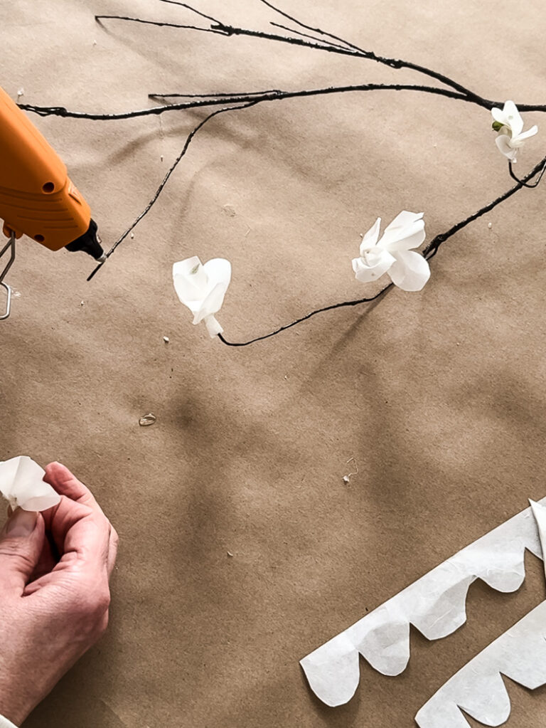 Shh, They're Not Real! Springtime Branches with DIY Paper Blossoms ...