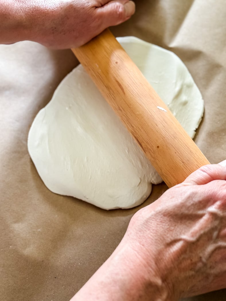 From Garden to Art: Craft Your Own Pressed Flower Clay Decor - Cottage ...