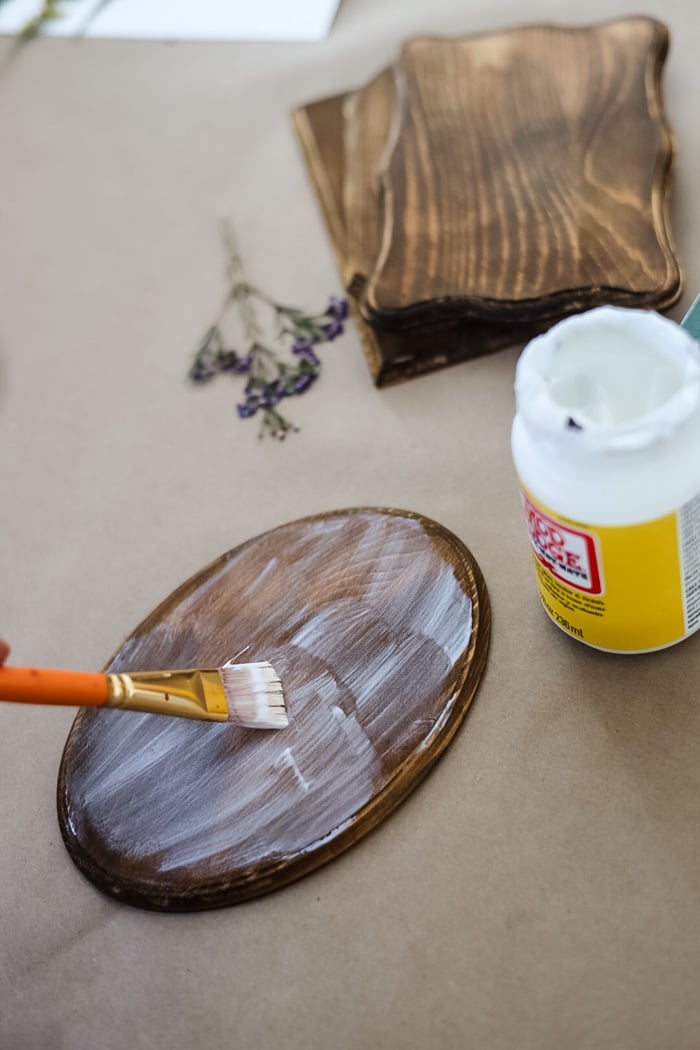 Vintage Vibes: Crafting Decoupage Plaques with Pressed Flowers ...