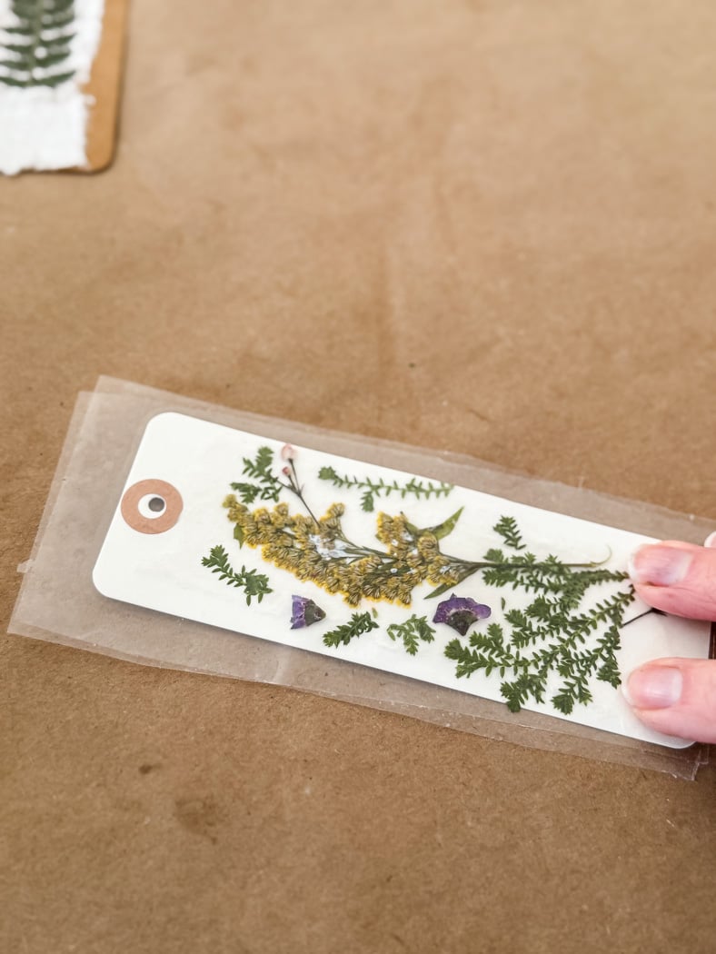 How to Make Pressed Flower Bookmarks: A DIY for Book Lovers - Cottage ...